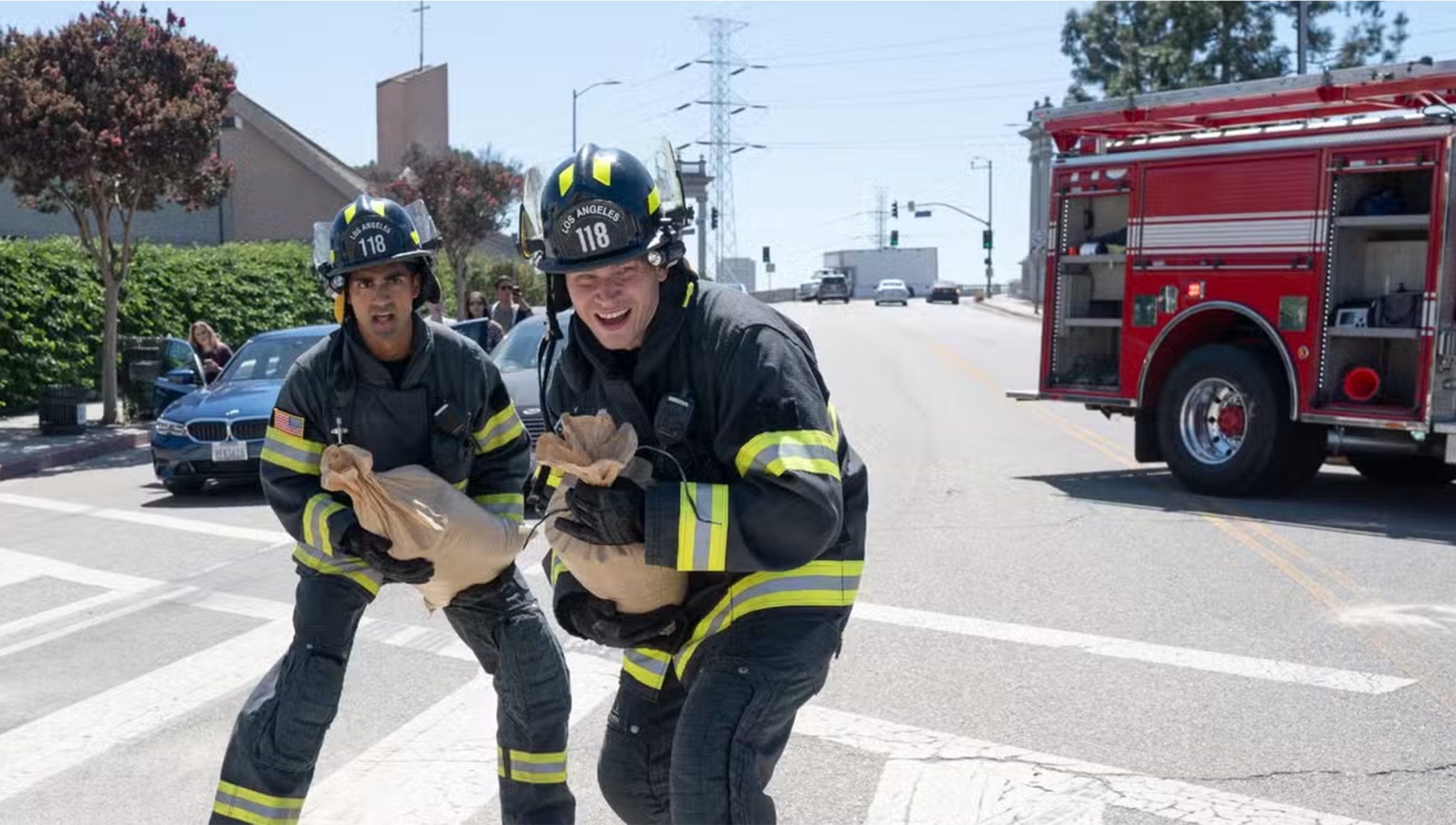 Tras la muerte de Bobby, 9-1-1 debe darle protagonismo a este miembro ...